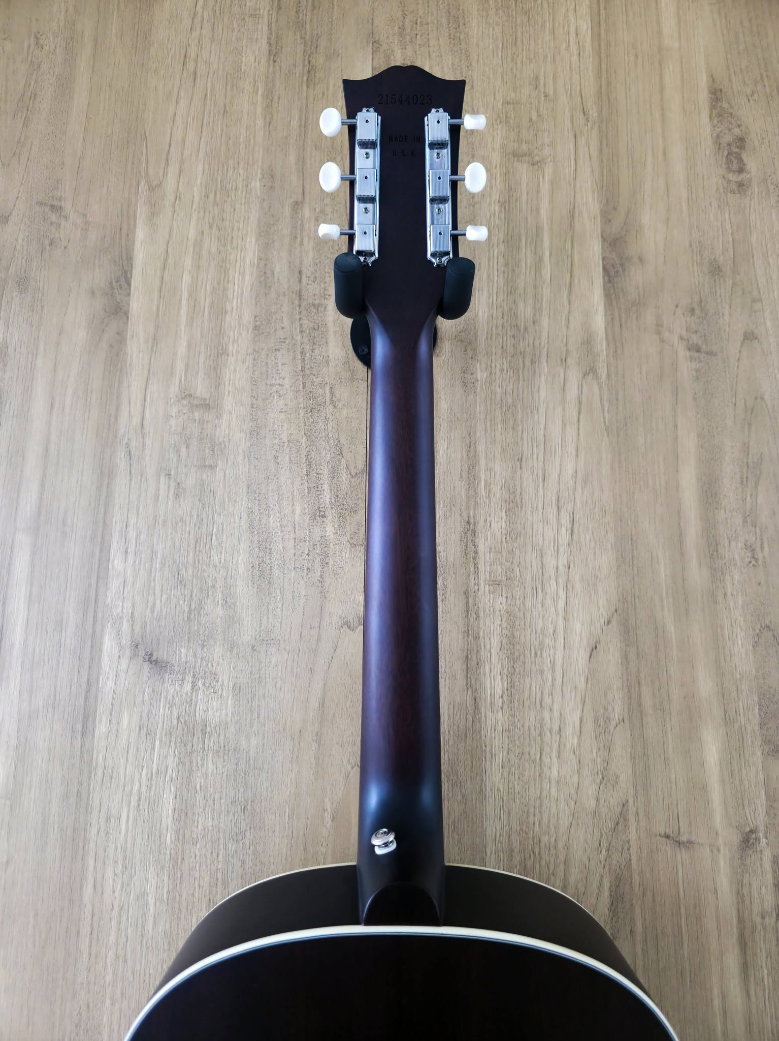 1942 J45 Banner Satin Finished – Glory Guitar